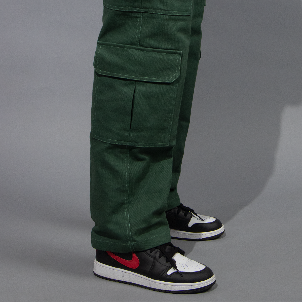 Sacramento Green Straight-fit Cargos – first we flex